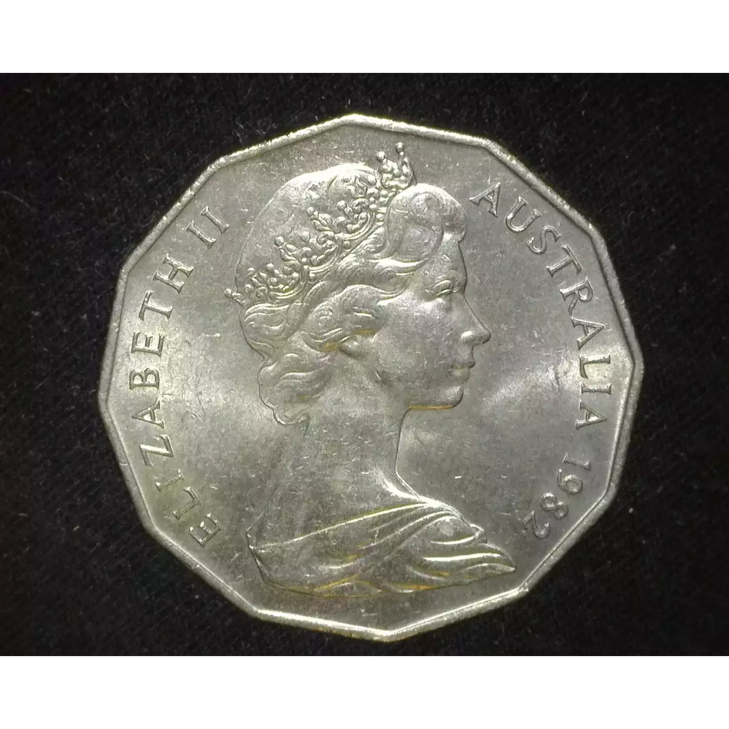 1982 AUSTRALIA Copper-Nickel 50 CENTS MS62 - Miller's Mint