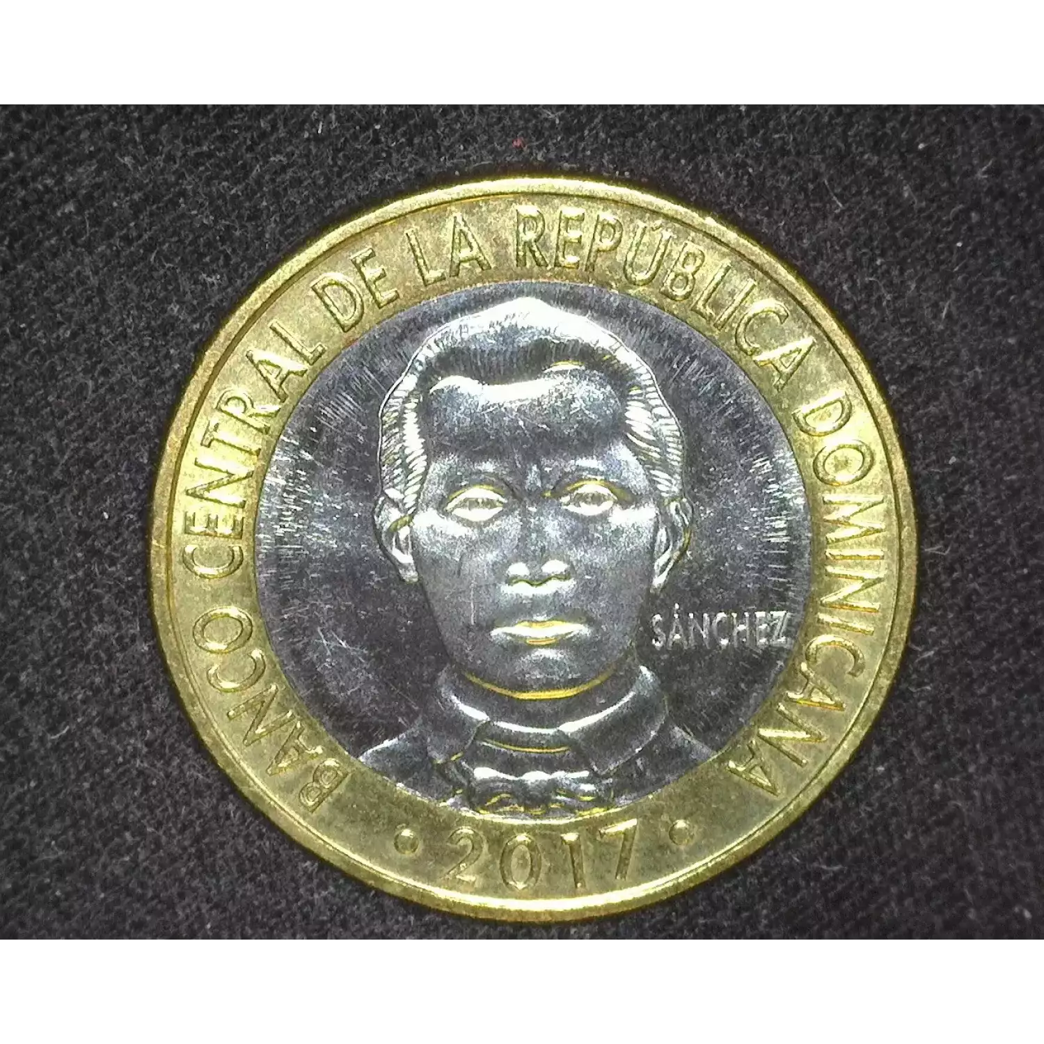 2017 DOMINICAN REPUBLIC Bi-Metallic 5 PESOS MS64 - Miller's Mint